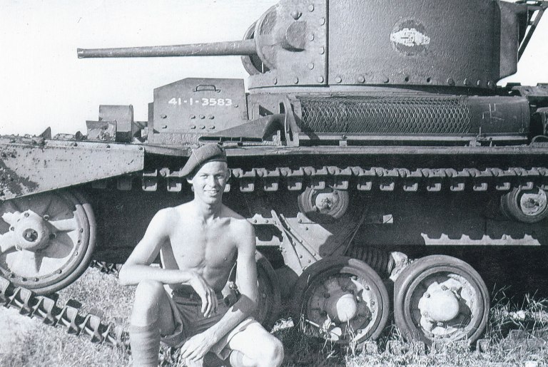 The Valentine Infantry Tank in Canadian Service – Canadian Arms and Armour