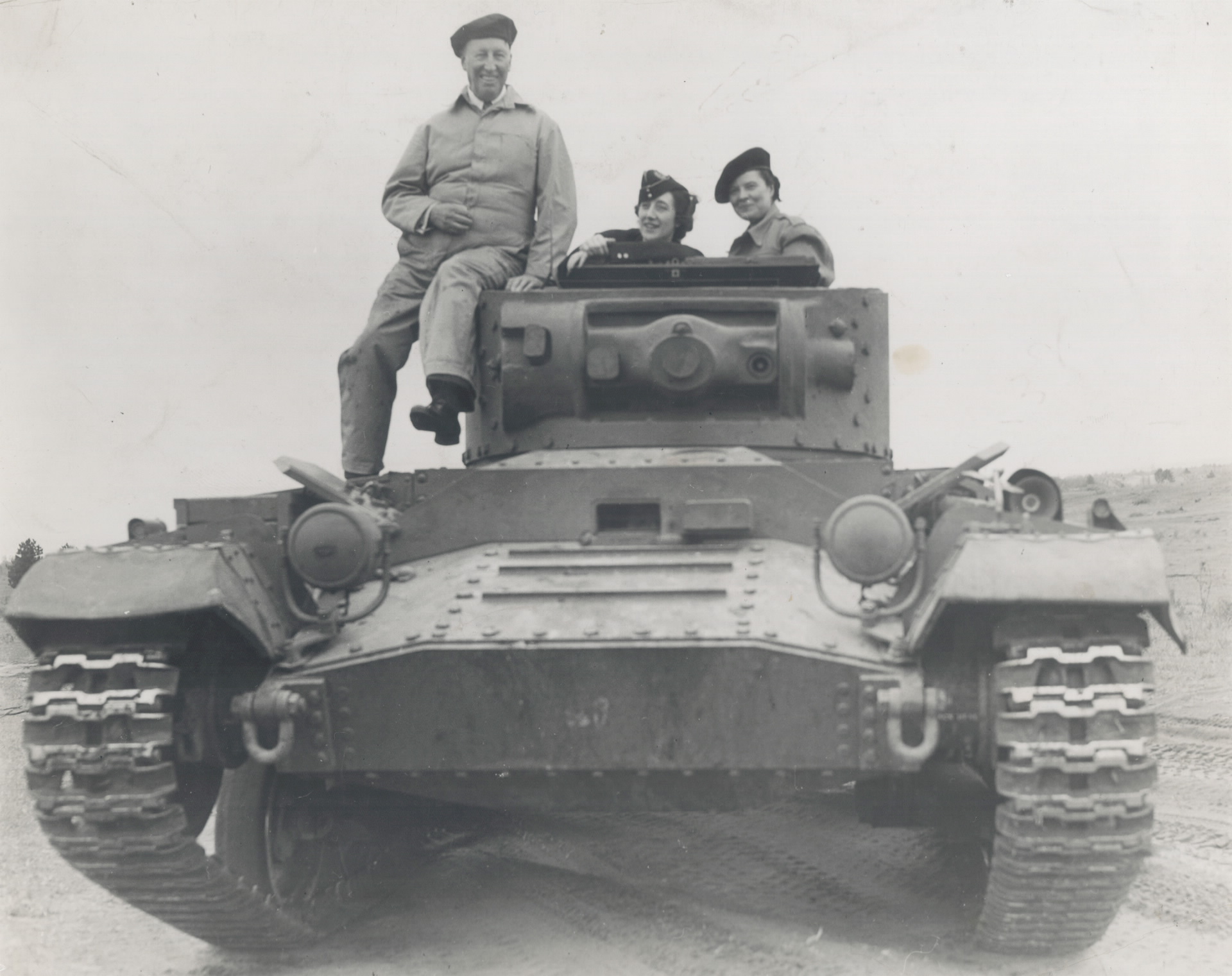 The Valentine Infantry Tank in Canadian Service – Canadian Arms and Armour